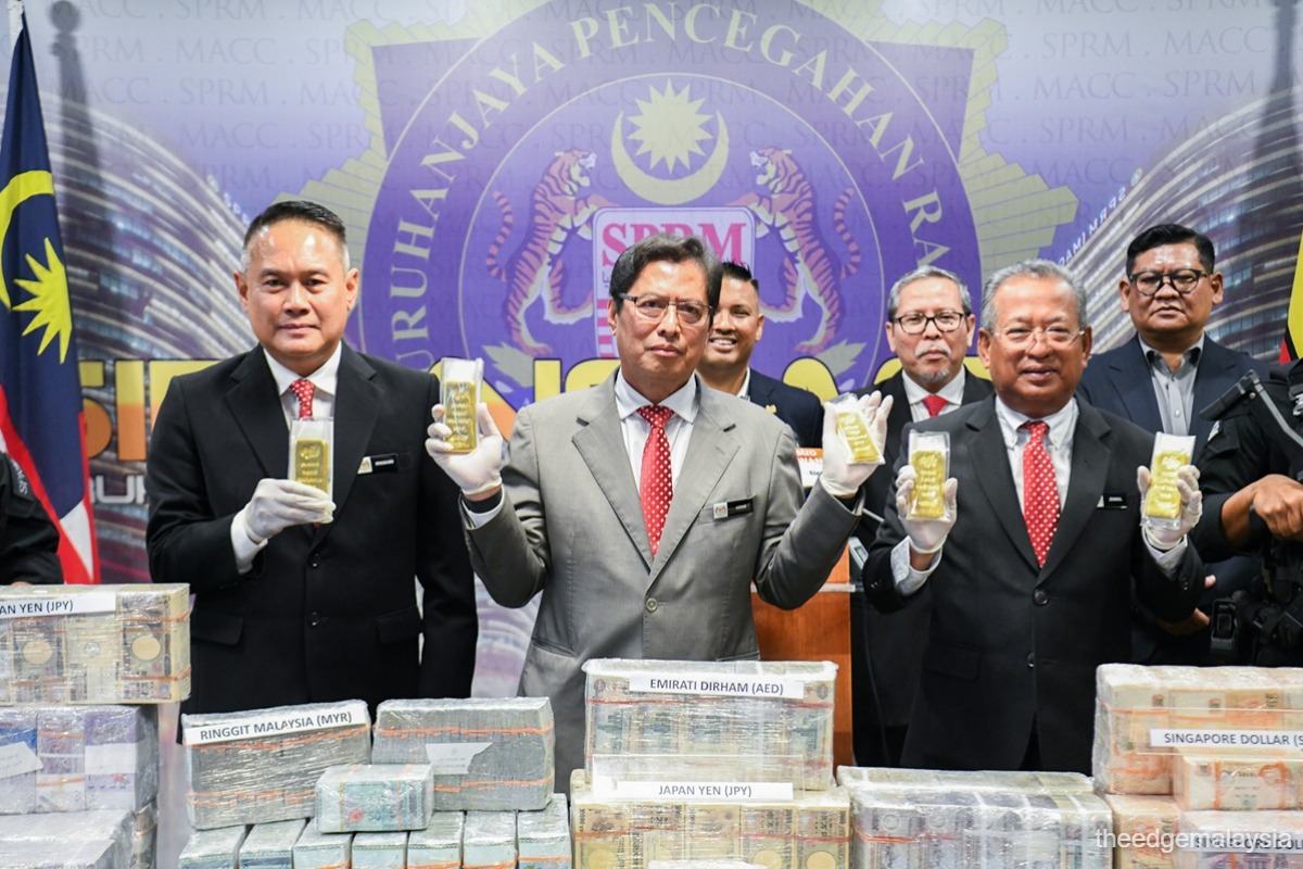 MACC: Ismail Sabri a ‘suspect’ in probe involving expenses for Keluarga Malaysia promotion ...